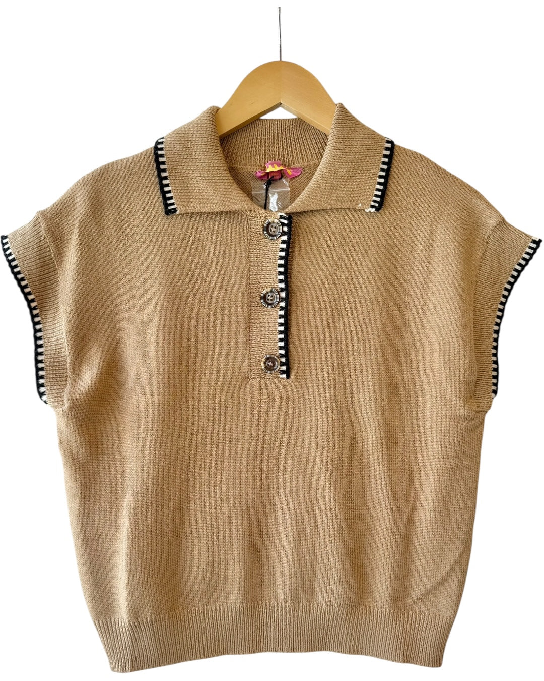 Jaiden Top Beige – Head Over Heels Boutique